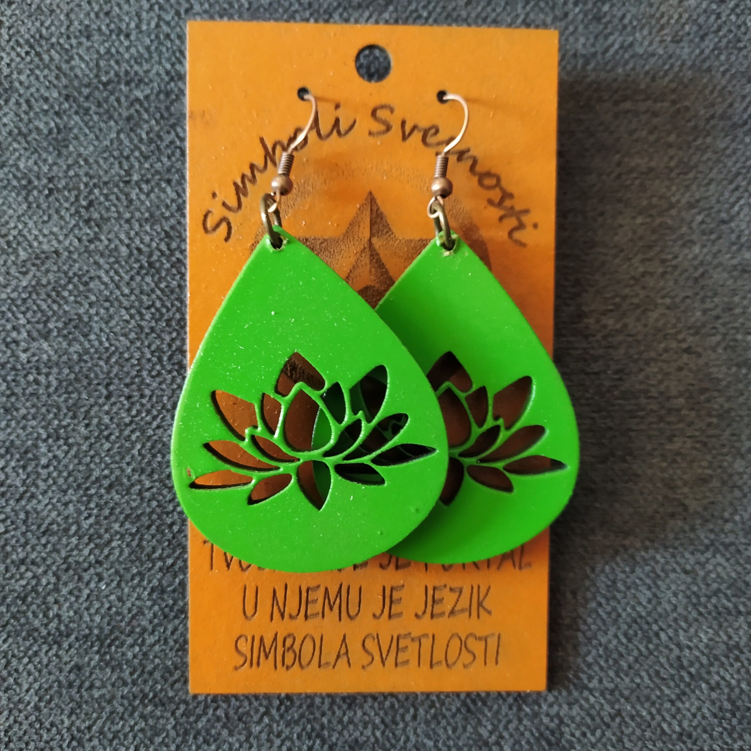 Minđuše-lotusov cvet – Simboli Svesnosti